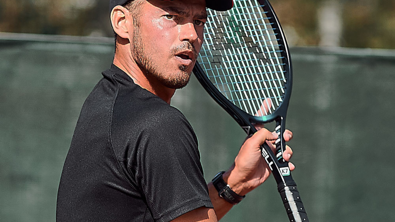 Exploring The Best Custom Tennis Rackets In 2025